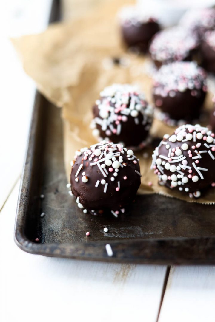 Healthy Cake Pops (Gluten-Free) - Fresh Water Peaches