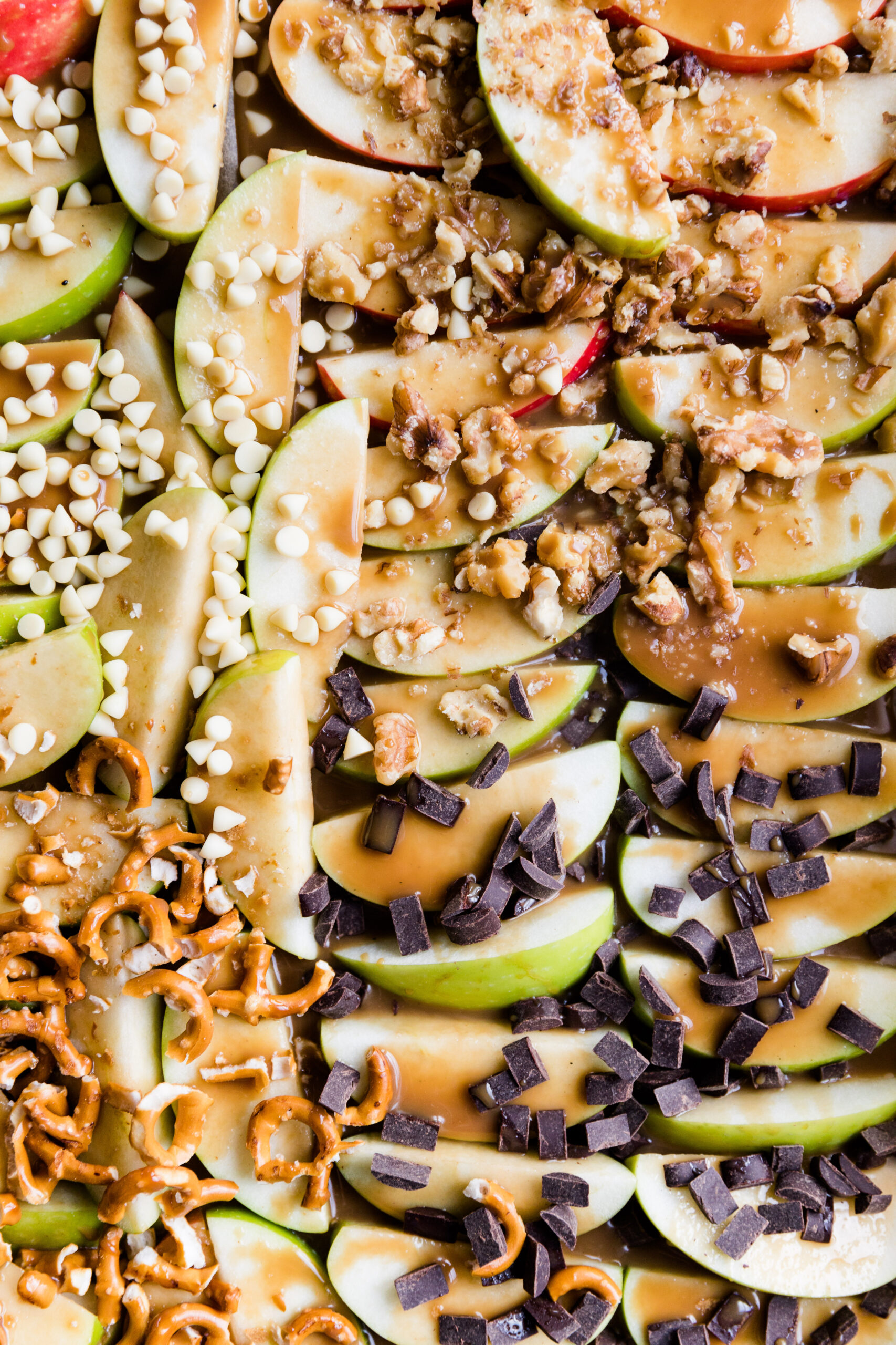 Easy Sheet Pan Caramel Apples (Dairy Free!) - Fresh Water Peaches